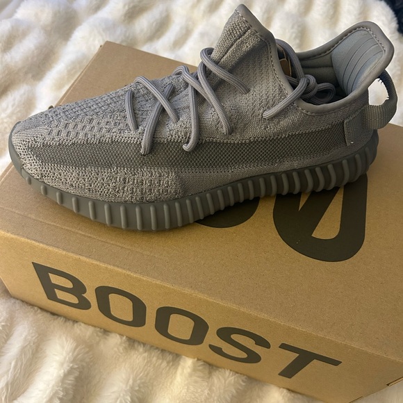 Yeezy | Shoes | Gray Yeezy 35 Brand New With Box Tag And Receipt | Poshmark